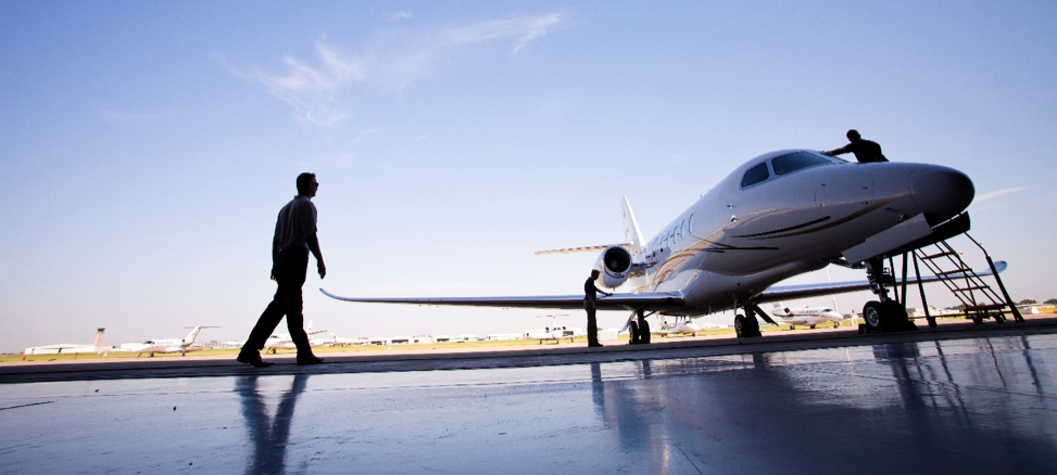Top 7 factors affecting the value of a pre-owned aircraft